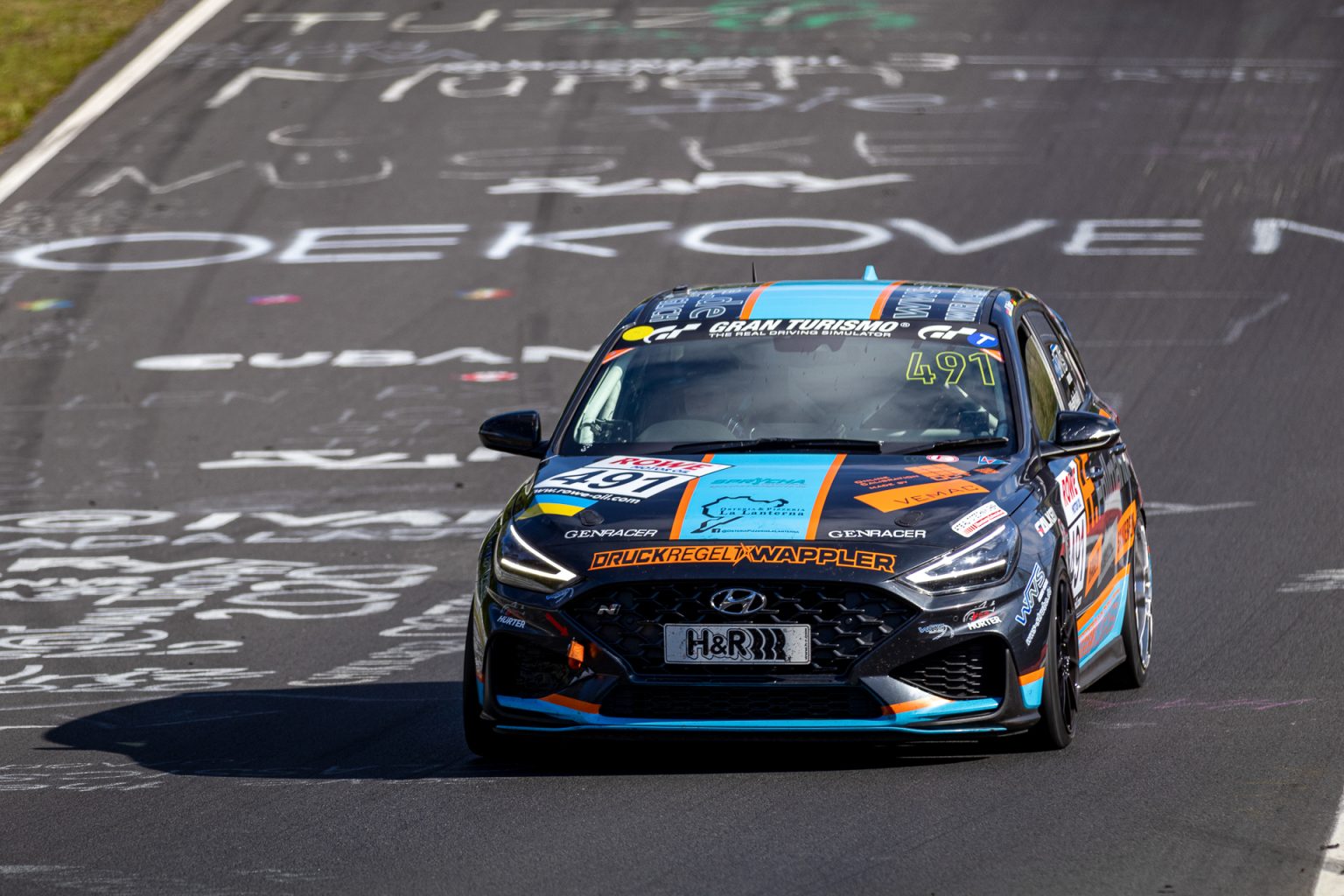 Die Piloten des WWS-Hyundai wollen beim 12h Nürburgring an die Erfolge ...